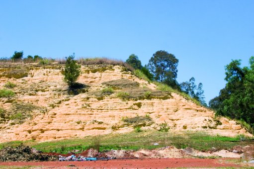 Mine dumps in South Africa cause ownership dilemma