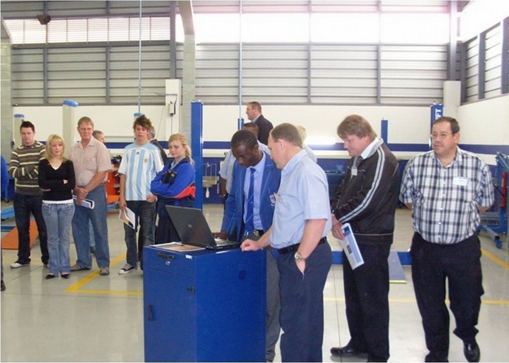 Training academy aims to improve automotive industry