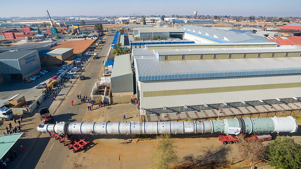 Acid gas scrubber column en route to Sasol Secunda