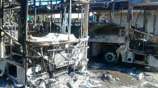 DA: Burning buses an act of criminality - #SendTheArmyNow