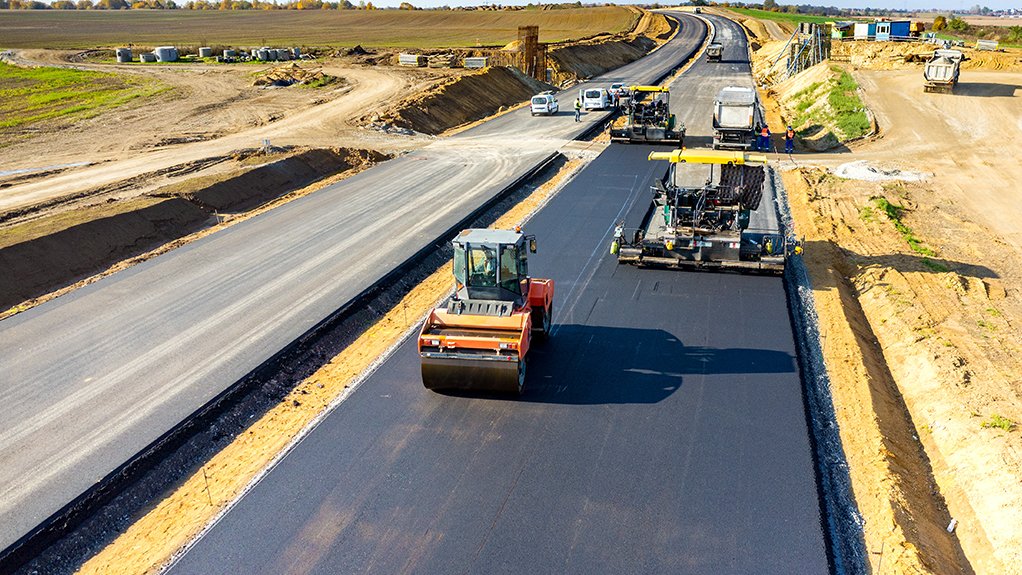 National Road R572: Section 2 – Monte Christo to Rooigrond, Tom Burke ...
