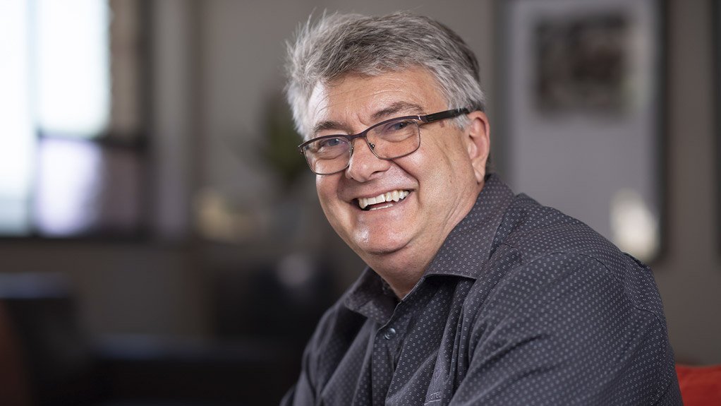 Top coal processing award for Multotec's Roy Roche