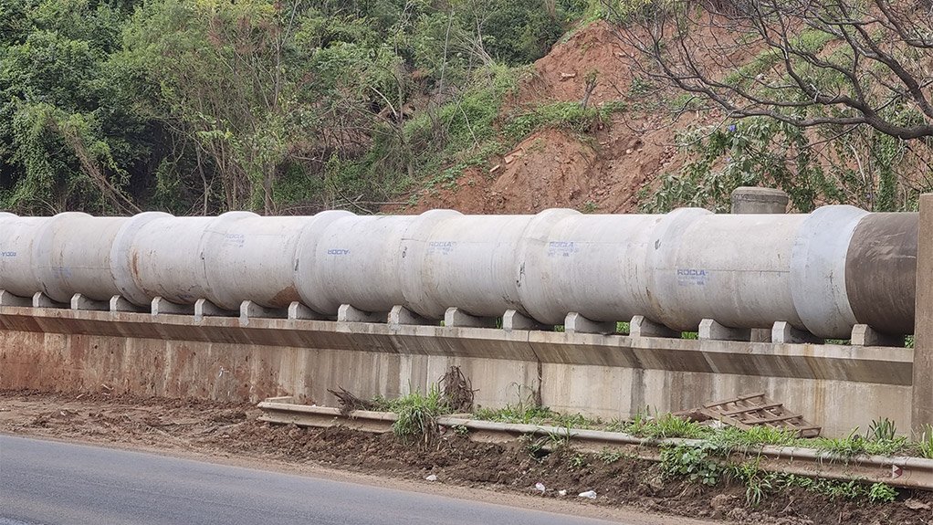 Spigot and Socket pipes help prepare flood damaged Queen Nandi Drive in KZN