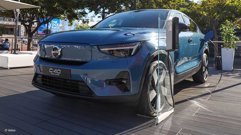 Volvo set to expand electric portfolio with new C40 Recharge
