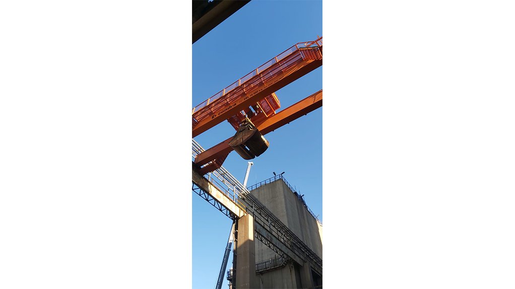 Fully automated cranes gain traction despite concerns