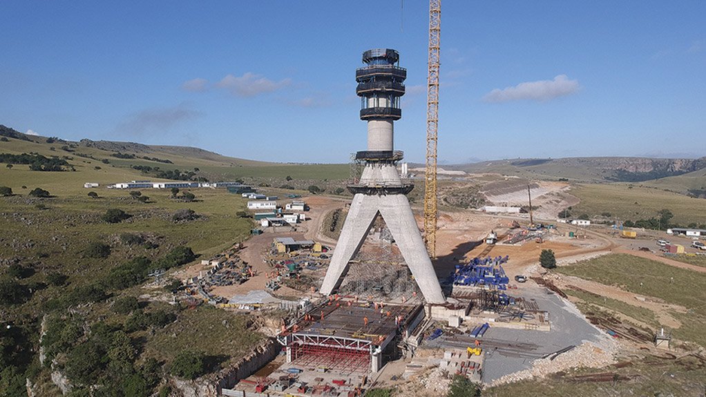 Spires shoot skyward as Msikaba Bridge advances