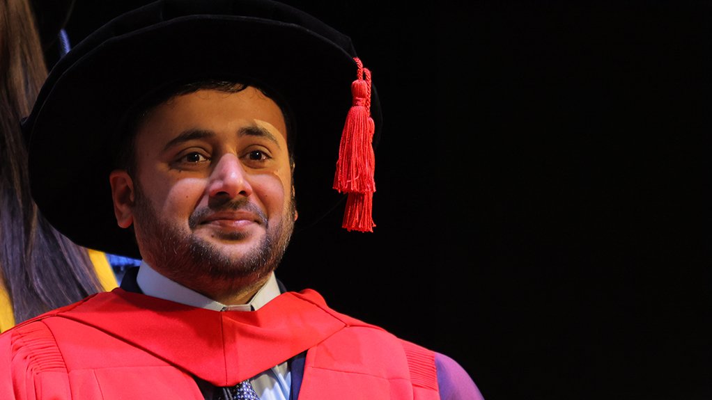 DigiMine head graduates with PhD in engineering from Wits
