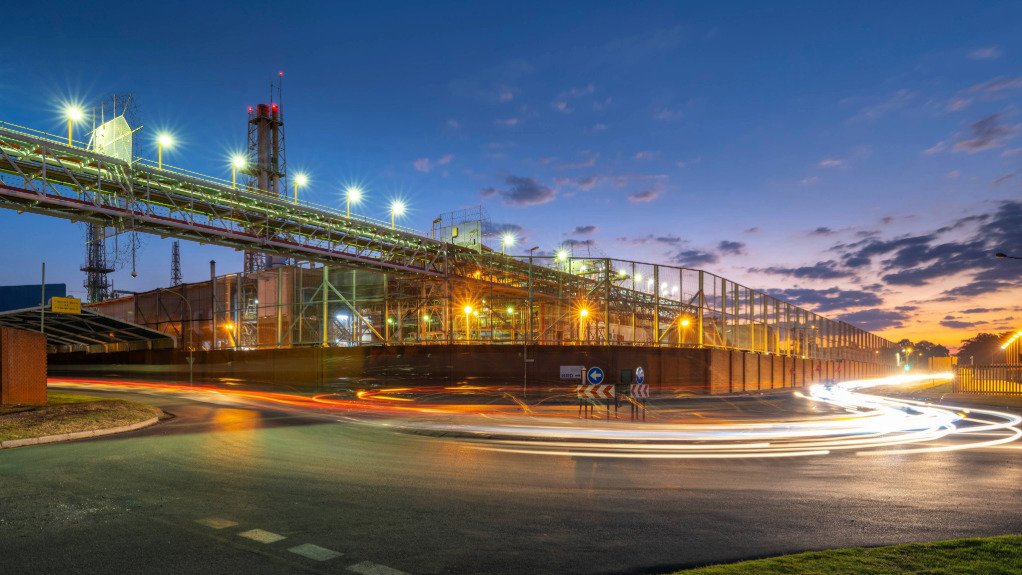 Implats signs deal with Discovery Green for supply of wheeled ...