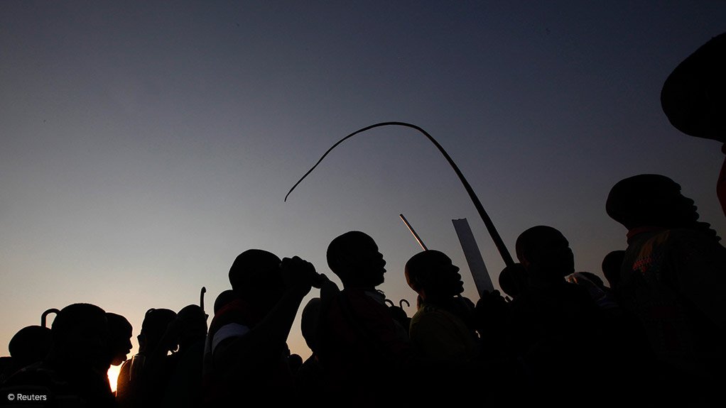 Community unrest erupts at Glencore’s Rhovan mine after expiry of solar ...